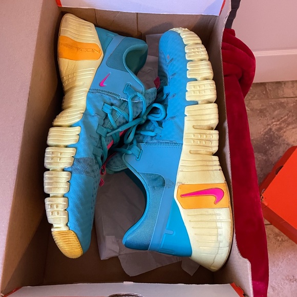 Nike | Shoes | Nike Metcon Blue And Yellow Mens Size 5 Sneakers | Poshmark